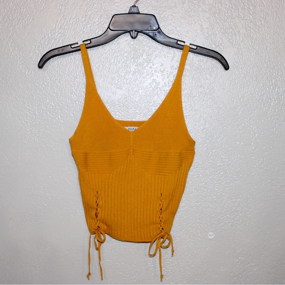 Papaya | Tops | Papaya Small Crop Top Very Cute Has String On The Side ...